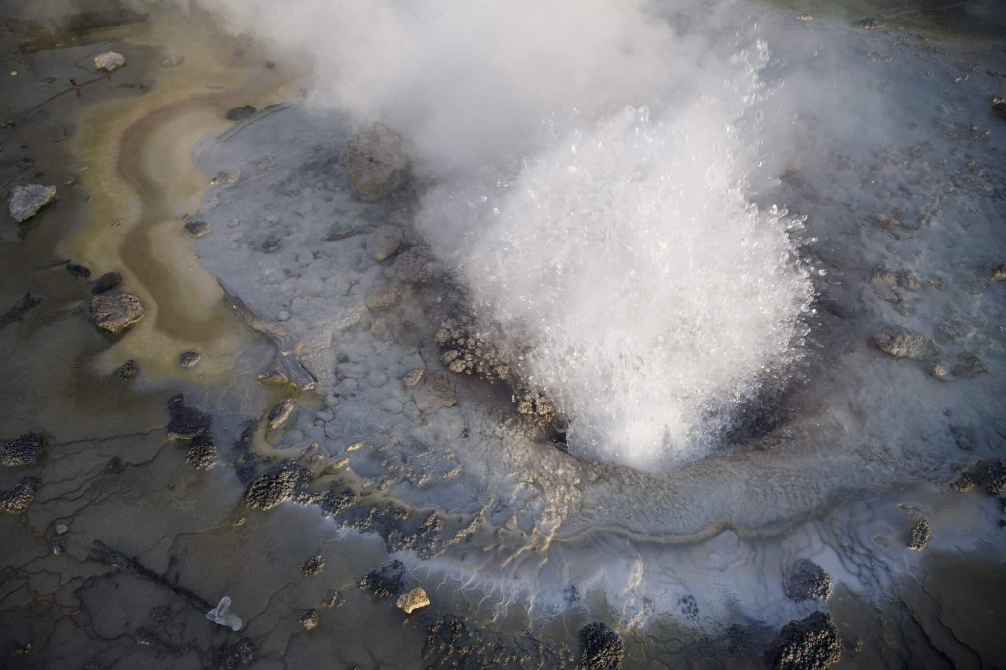 Wonderland In Repose: A Yellowstone Winterkeeper Looks Back - Yellowstonian